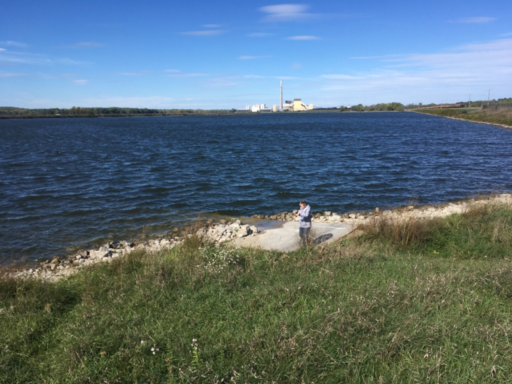 Recon: Columbia Lake (Pardeeville, WI) in the autumn (nope) - Quiet ...